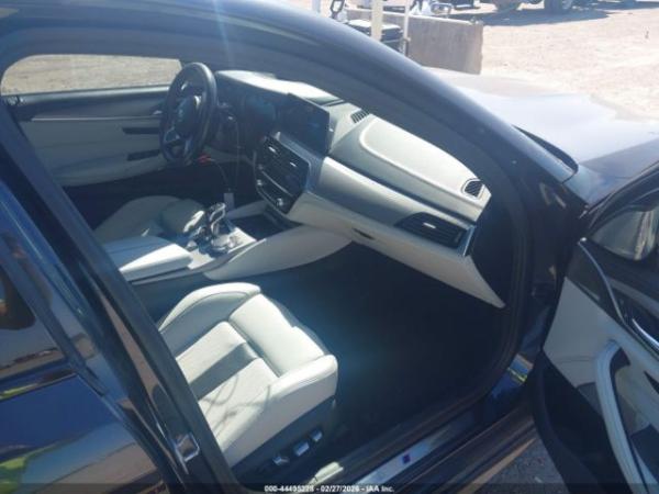 BMW M5 2018 in Klaipeda, with an engine capacity of 0.00 L and mileage of 0 thousand km for 30000 €, photo 5 on AUTOMOTO.COM.LV