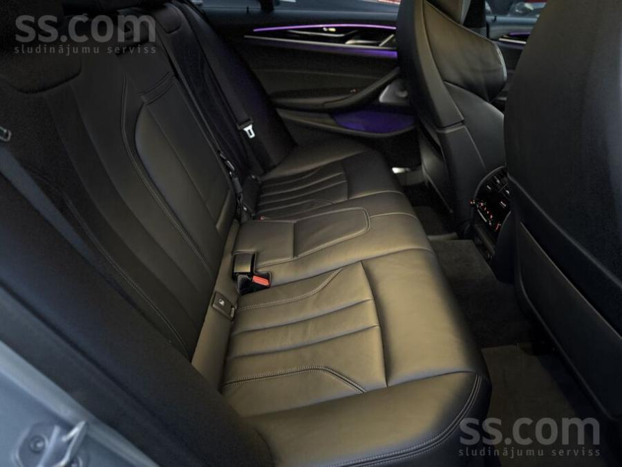 BMW M5 2018 in Riga, with an engine capacity of 4.40 L and mileage of 0 thousand km for 53000 €, photo 8 on AUTOMOTO.COM.LV