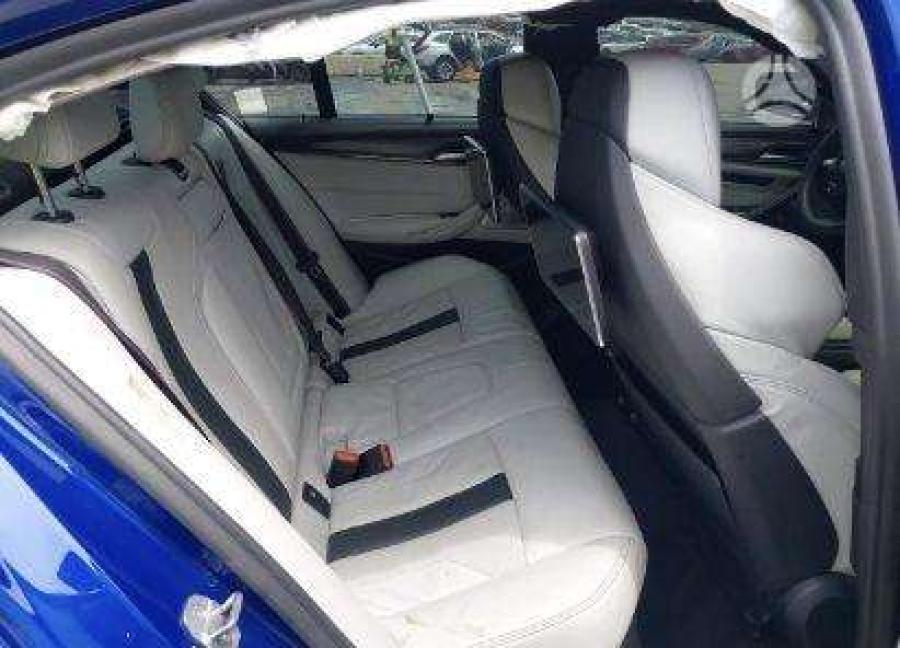 BMW M5 2019 in Kaunas, with an engine capacity of 4.40 L and mileage of 79 thousand km for 25500 €, photo 5 on AUTOMOTO.COM.LV
