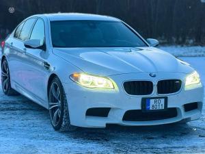 White BMW M5 2016 in Riga, with an engine capacity of 0.00 L and mileage of 67 thousand km for 36500 €, photo 2 on AUTOMOTO.COM.LV