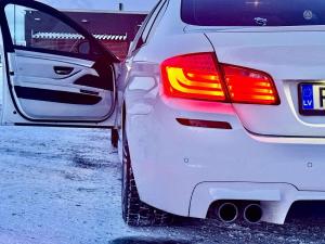 White BMW M5 2016 in Riga, with an engine capacity of 0.00 L and mileage of 67 thousand km for 36500 €, photo 25 on AUTOMOTO.COM.LV