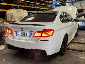 White BMW M5 2012 in Vilnius, with an engine capacity of 4.40 L and mileage of 112 thousand km for 24000 €, photo 5 on AUTOMOTO.COM.LV