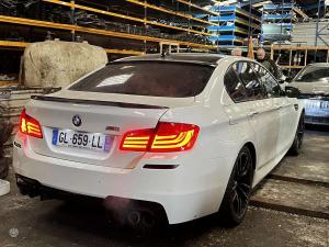 White BMW M5 2012 in Vilnius, with an engine capacity of 4.40 L and mileage of 112 thousand km for 24000 €, photo 10 on AUTOMOTO.COM.LV