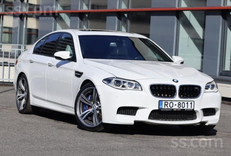 Balts BMW M5 2016 Rīga, ar dzinēja tilpumu 4.40 L un nobraukumu 67 tūkst. km par 28000 €, foto 1 vietnē AUTOMOTO.COM.LV