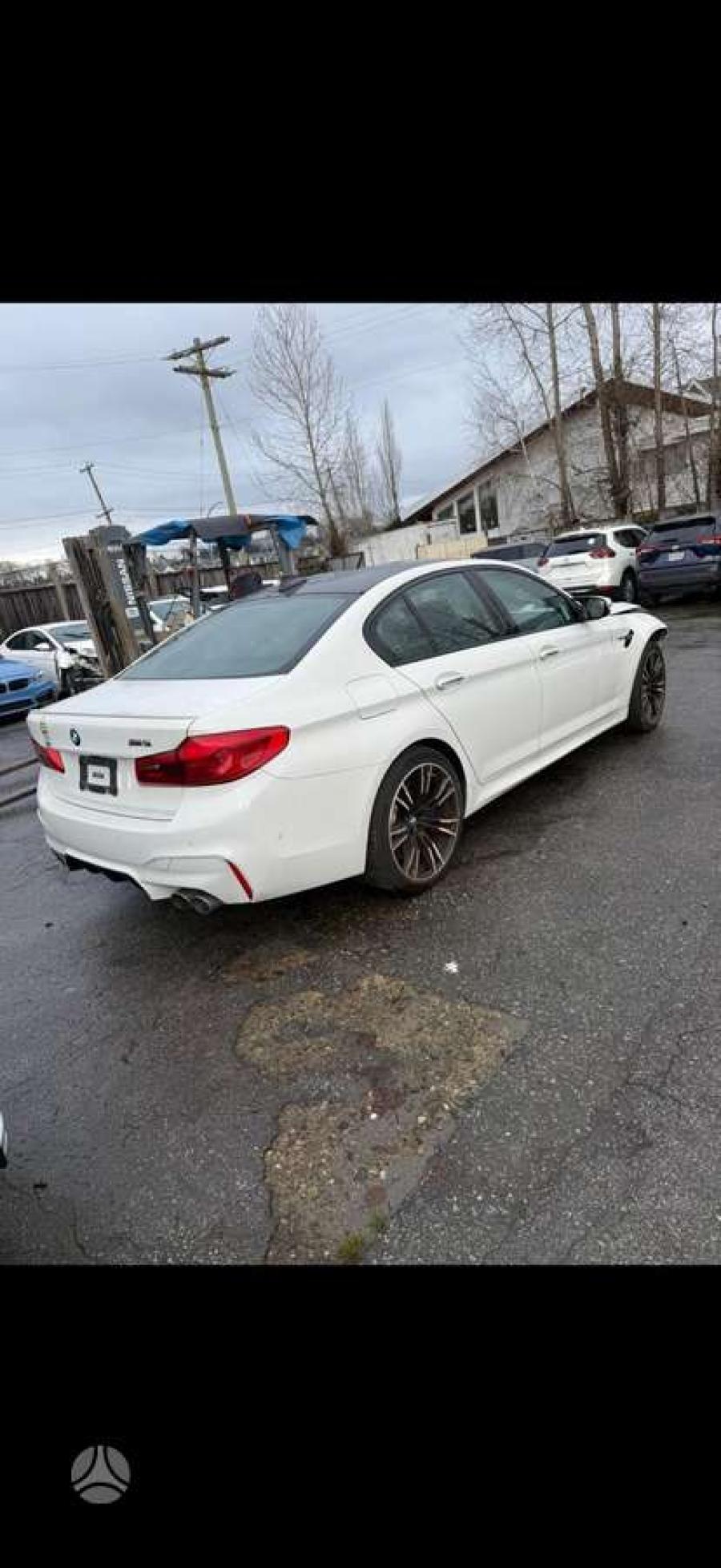 White BMW M5 2019 in Vilnius, with an engine capacity of 4.40 L and mileage of 33 thousand km for 39000 €, photo 4 on AUTOMOTO.COM.LV