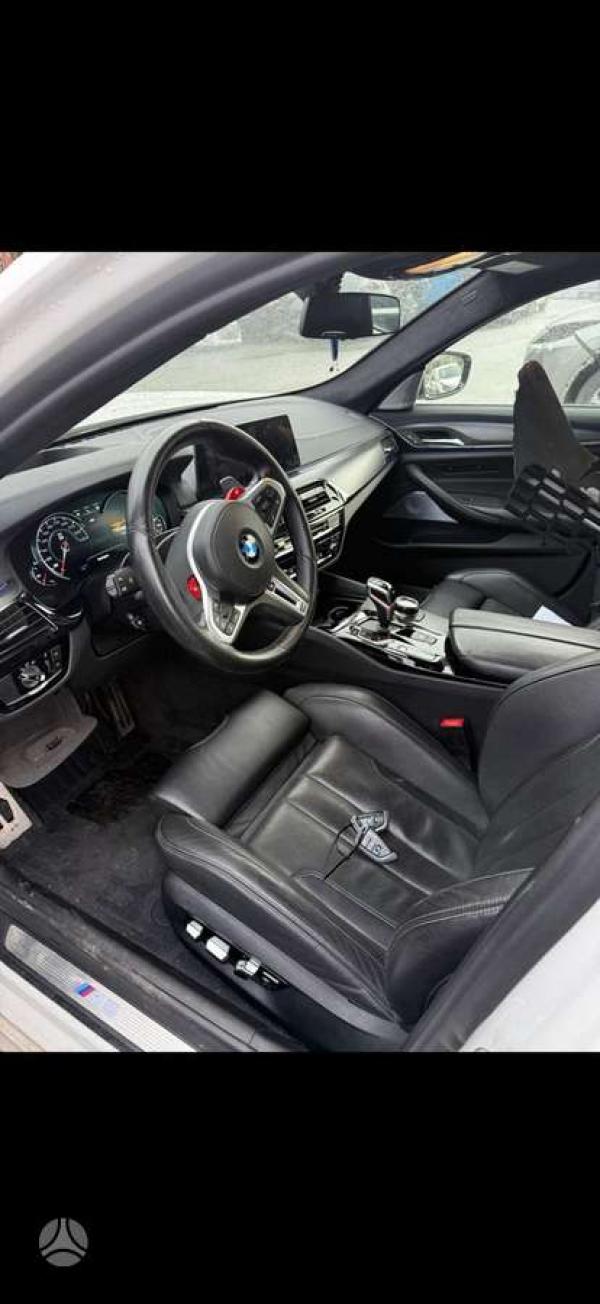 Balts BMW M5 2019 Viļņa, ar dzinēja tilpumu 4.40 L un nobraukumu 33 tūkst. km par 39000 €, foto 6 vietnē AUTOMOTO.COM.LV