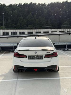 White BMW M5 2019 in Vilnius, with an engine capacity of 4.40 L and mileage of 65 thousand km for 50500 €, photo 6 on AUTOMOTO.COM.LV