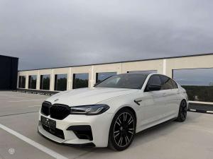 White BMW M5 2019 in Vilnius, with an engine capacity of 4.40 L and mileage of 65 thousand km for 50500 €, photo 12 on AUTOMOTO.COM.LV