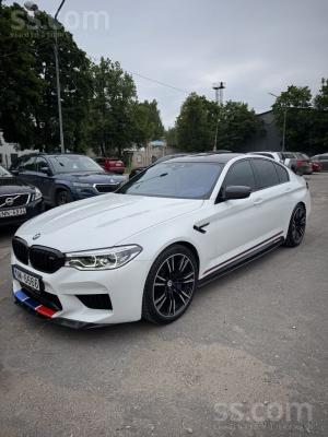 White BMW M5 2019 in Riga, with an engine capacity of 4.40 L and mileage of 100 thousand km for 60000 €, photo 6 on AUTOMOTO.COM.LV