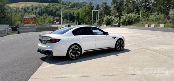 White BMW M5 2019 in Riga, with an engine capacity of 4.40 L and mileage of 100 thousand km for 57500 €, photo 9 on AUTOMOTO.COM.LV