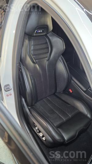 White BMW M5 2019 in Riga, with an engine capacity of 4.40 L and mileage of 100 thousand km for 57500 €, photo 15 on AUTOMOTO.COM.LV