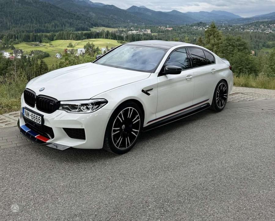Balts BMW M5 2019 Rīga, ar dzinēja tilpumu 0.00 L un nobraukumu 100 tūkst. km par 60000 €, foto 4 vietnē AUTOMOTO.COM.LV