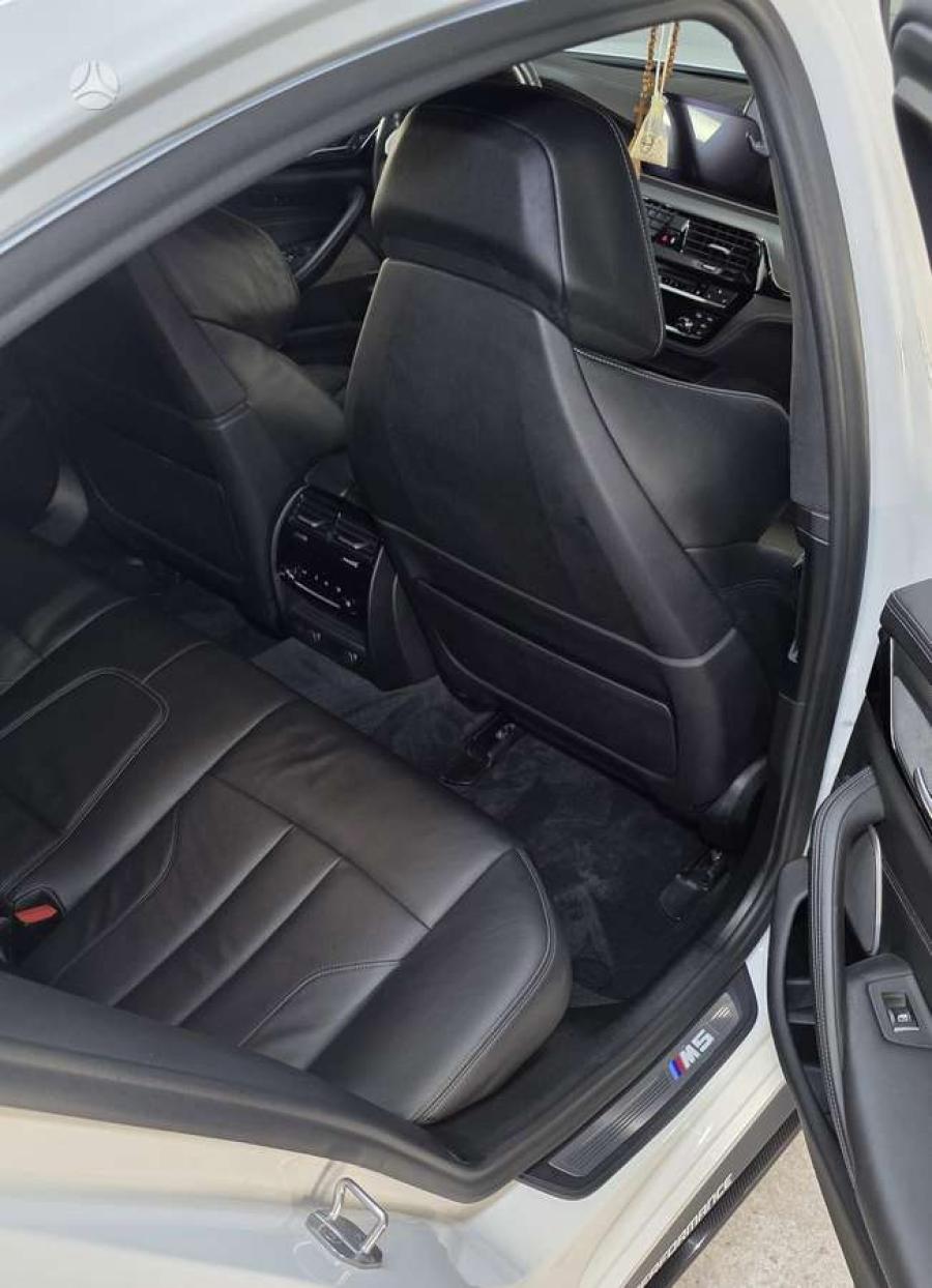 Balts BMW M5 2019 Rīga, ar dzinēja tilpumu 0.00 L un nobraukumu 100 tūkst. km par 60000 €, foto 11 vietnē AUTOMOTO.COM.LV