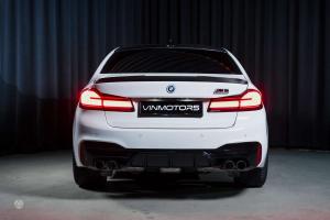 White BMW M5 2020 in Vilnius, with an engine capacity of 4.40 L and mileage of 30 thousand km for 54500 €, photo 6 on AUTOMOTO.COM.LV