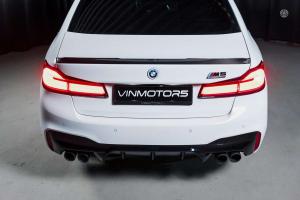 White BMW M5 2020 in Vilnius, with an engine capacity of 4.40 L and mileage of 30 thousand km for 54500 €, photo 12 on AUTOMOTO.COM.LV