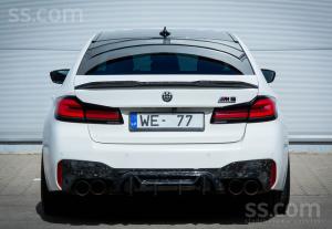White BMW M5 2022 in Riga, with an engine capacity of 4.40 L and mileage of 81 thousand km for 79000 €, photo 3 on AUTOMOTO.COM.LV