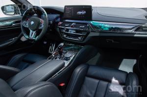 White BMW M5 2022 in Riga, with an engine capacity of 4.40 L and mileage of 81 thousand km for 79000 €, photo 7 on AUTOMOTO.COM.LV