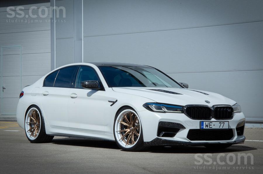 White BMW M5 2022 in Riga, with an engine capacity of 4.40 L and mileage of 81 thousand km for 79000 €, photo 13 on AUTOMOTO.COM.LV