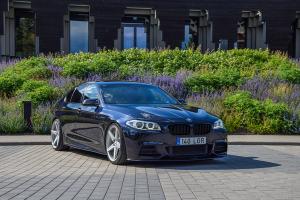 Black BMW M550 2015 in Tallinn, with an engine capacity of 3.00 L and mileage of 245 thousand km for 15500 €, photo  on AUTOMOTO.COM.LV