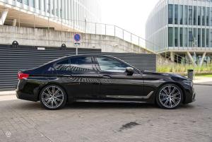 Black BMW M550 2017 in Vilnius, with an engine capacity of 2.99 L and mileage of 210 thousand km for 26000 €, photo 6 on AUTOMOTO.COM.LV