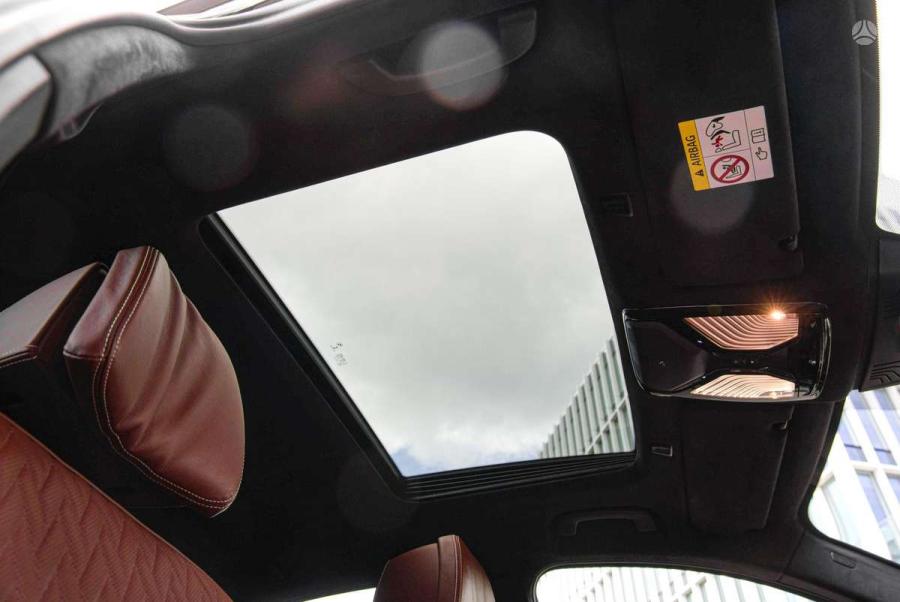 Black BMW M550 2017 in Vilnius, with an engine capacity of 2.99 L and mileage of 210 thousand km for 26000 €, photo 27 on AUTOMOTO.COM.LV