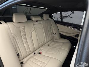 Melns BMW M550 2018 Avižieniai, ar dzinēja tilpumu 4.40 L un nobraukumu 155 tūkst. km par 24900 €, foto 14 vietnē AUTOMOTO.COM.LV
