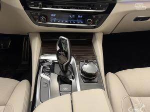 Melns BMW M550 2018 Avižieniai, ar dzinēja tilpumu 4.40 L un nobraukumu 155 tūkst. km par 24900 €, foto 21 vietnē AUTOMOTO.COM.LV
