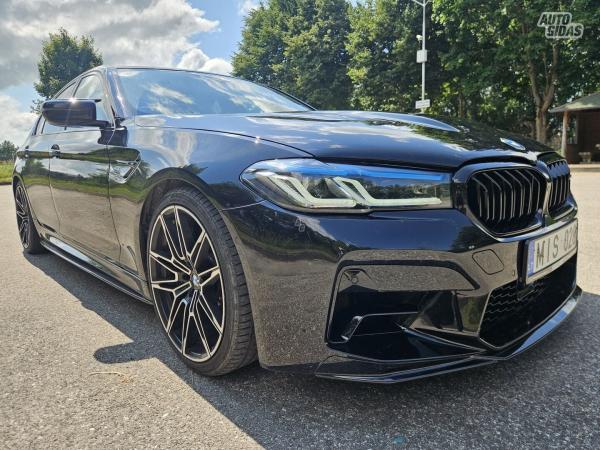 Black BMW M550 2018 in Panevezys, with an engine capacity of 4.40 L and mileage of 156 thousand km for 30000 €, photo 1 on AUTOMOTO.COM.LV