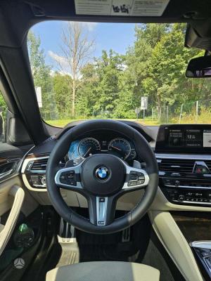 Черный БМВ M550 2018 в Паневежис, объемом двигателя 4.40 л и пробегом 157 тыс. км за 31000 €, фото 22 на AUTOMOTO.COM.LV