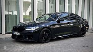 Black BMW M550 2018 in Vilnius, with an engine capacity of 4.40 L and mileage of 120 thousand km for 33999 €, photo 5 on AUTOMOTO.COM.LV