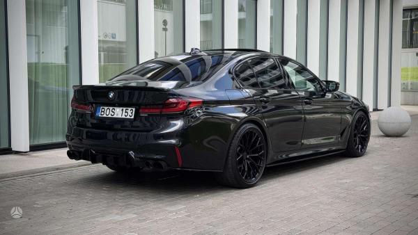 Melns BMW M550 2018 Viļņa, ar dzinēja tilpumu 4.40 L un nobraukumu 120 tūkst. km par 33999 €, foto 5 vietnē AUTOMOTO.COM.LV