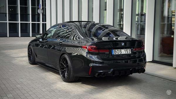 Melns BMW M550 2018 Viļņa, ar dzinēja tilpumu 4.40 L un nobraukumu 120 tūkst. km par 33999 €, foto 8 vietnē AUTOMOTO.COM.LV