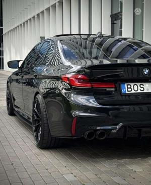 Black BMW M550 2018 in Vilnius, with an engine capacity of 4.40 L and mileage of 120 thousand km for 33999 €, photo 14 on AUTOMOTO.COM.LV