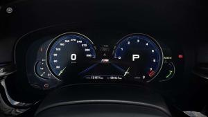 Black BMW M550 2018 in Vilnius, with an engine capacity of 4.40 L and mileage of 120 thousand km for 33999 €, photo 19 on AUTOMOTO.COM.LV