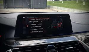Black BMW M550 2018 in Vilnius, with an engine capacity of 4.40 L and mileage of 120 thousand km for 33999 €, photo 21 on AUTOMOTO.COM.LV