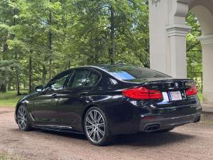 Melns BMW M550 2019 Viļņa, ar dzinēja tilpumu 4.40 L un nobraukumu 123 tūkst. km par 26500 €, foto 6 vietnē AUTOMOTO.COM.LV