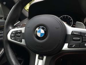 Melns BMW M550 2019 Viļņa, ar dzinēja tilpumu 4.40 L un nobraukumu 123 tūkst. km par 26500 €, foto 21 vietnē AUTOMOTO.COM.LV