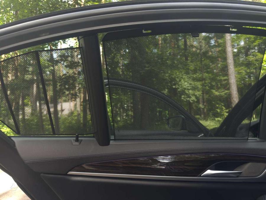 Melns BMW M550 2019 Viļņa, ar dzinēja tilpumu 4.40 L un nobraukumu 123 tūkst. km par 26500 €, foto 28 vietnē AUTOMOTO.COM.LV