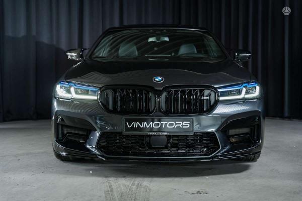 Черный БМВ M550 2020 в Вильнюс, объемом двигателя 4.46 л и пробегом 95 тыс. км за 36500 €, фото 2 на AUTOMOTO.COM.LV