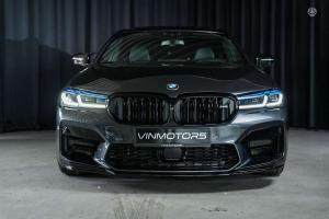 Melns BMW M550 2020 Viļņa, ar dzinēja tilpumu 4.46 L un nobraukumu 95 tūkst. km par 36500 €, foto 3 vietnē AUTOMOTO.COM.LV