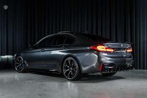 Melns BMW M550 2020 Viļņa, ar dzinēja tilpumu 4.46 L un nobraukumu 95 tūkst. km par 36500 €, foto 7 vietnē AUTOMOTO.COM.LV