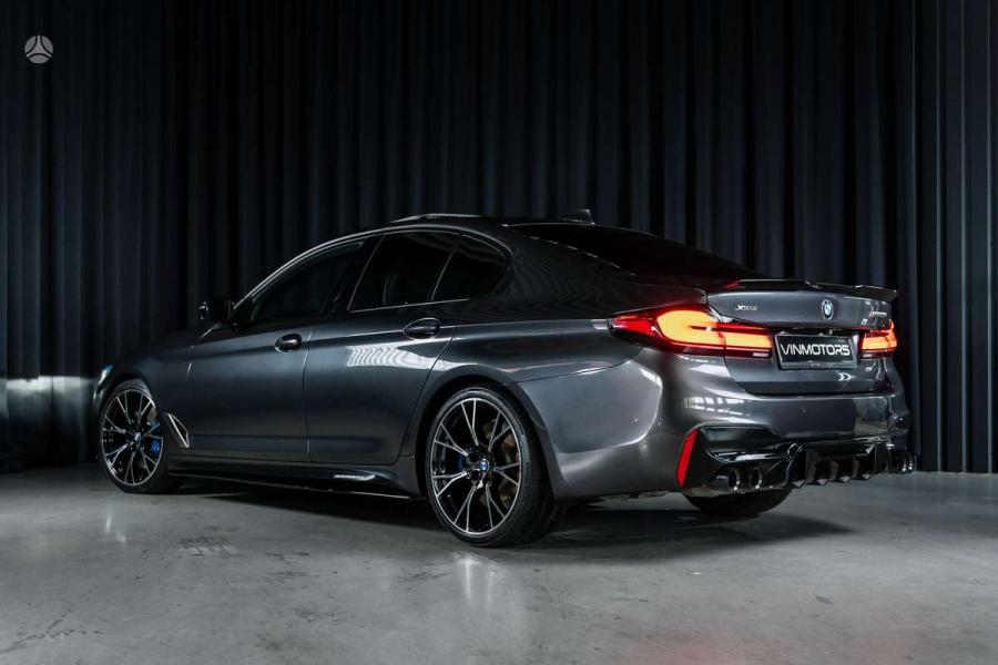 Melns BMW M550 2020 Viļņa, ar dzinēja tilpumu 4.46 L un nobraukumu 95 tūkst. km par 36500 €, foto 7 vietnē AUTOMOTO.COM.LV