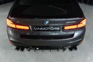 Melns BMW M550 2020 Viļņa, ar dzinēja tilpumu 4.46 L un nobraukumu 95 tūkst. km par 36500 €, foto 13 vietnē AUTOMOTO.COM.LV