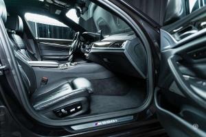 Melns BMW M550 2020 Viļņa, ar dzinēja tilpumu 4.46 L un nobraukumu 95 tūkst. km par 36500 €, foto 28 vietnē AUTOMOTO.COM.LV