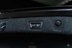 Melns BMW M550 2020 Viļņa, ar dzinēja tilpumu 4.46 L un nobraukumu 95 tūkst. km par 36500 €, foto 36 vietnē AUTOMOTO.COM.LV