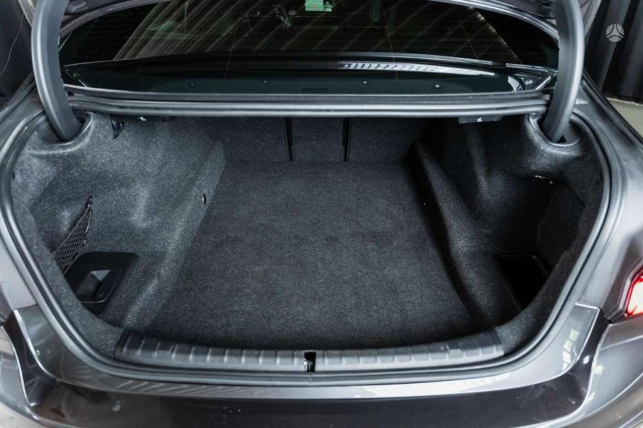 Melns BMW M550 2020 Viļņa, ar dzinēja tilpumu 4.46 L un nobraukumu 95 tūkst. km par 36500 €, foto 37 vietnē AUTOMOTO.COM.LV
