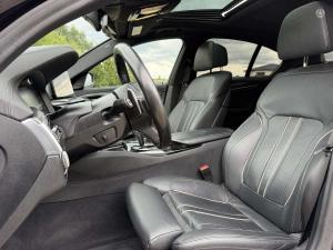 Black BMW M550 2021 in Siauliai, with an engine capacity of 4.40 L and mileage of 172 thousand km for 40000 €, photo 17 on AUTOMOTO.COM.LV