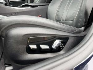 Black BMW M550 2021 in Siauliai, with an engine capacity of 4.40 L and mileage of 172 thousand km for 40000 €, photo 24 on AUTOMOTO.COM.LV
