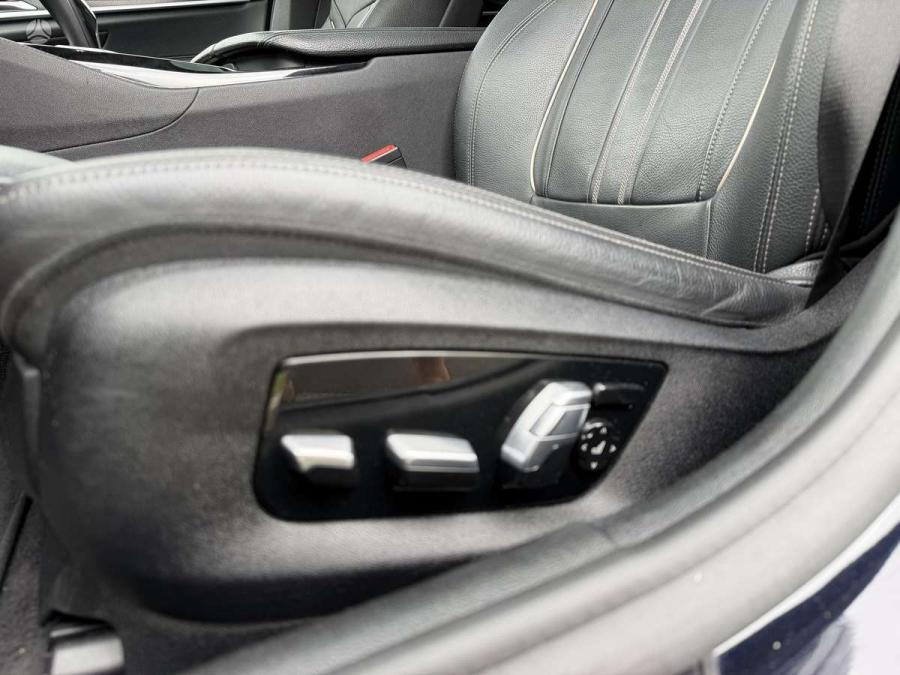 Black BMW M550 2021 in Siauliai, with an engine capacity of 4.40 L and mileage of 172 thousand km for 40000 €, photo 24 on AUTOMOTO.COM.LV