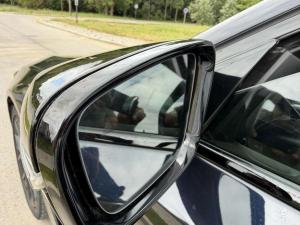 Black BMW M550 2021 in Siauliai, with an engine capacity of 4.40 L and mileage of 172 thousand km for 40000 €, photo 26 on AUTOMOTO.COM.LV